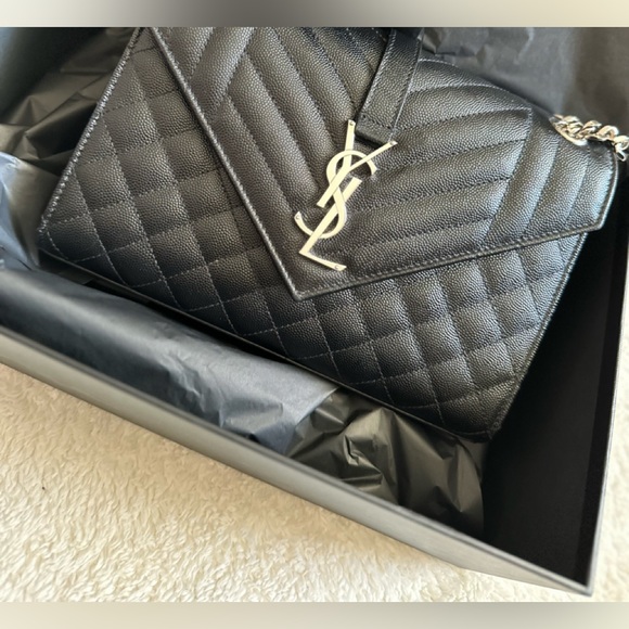 Yves Saint Laurent | Bags | Yves Saint Laurent Envelope Medium Chain ...